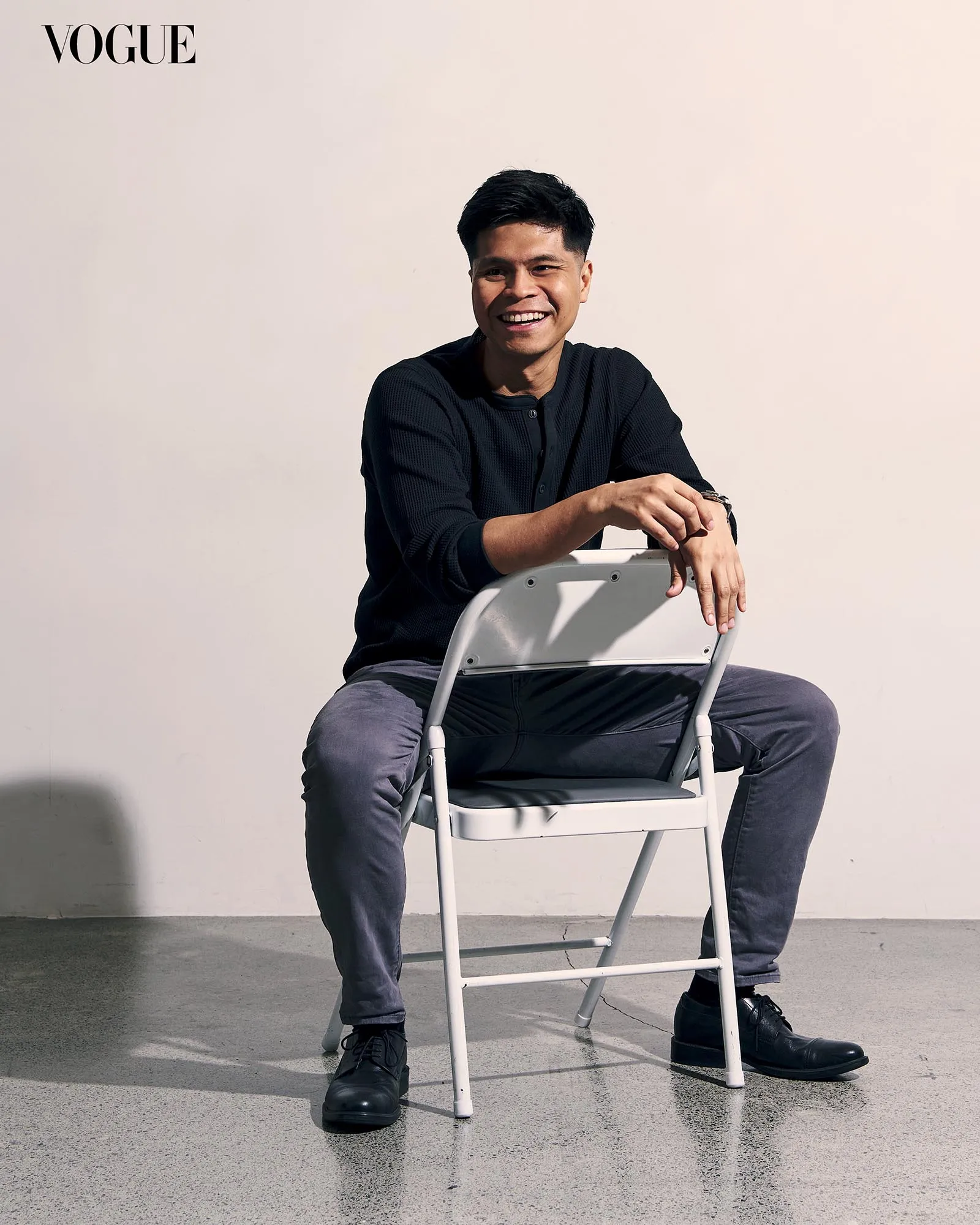 How Victor Anastacio Turns Social Tension into Comedy