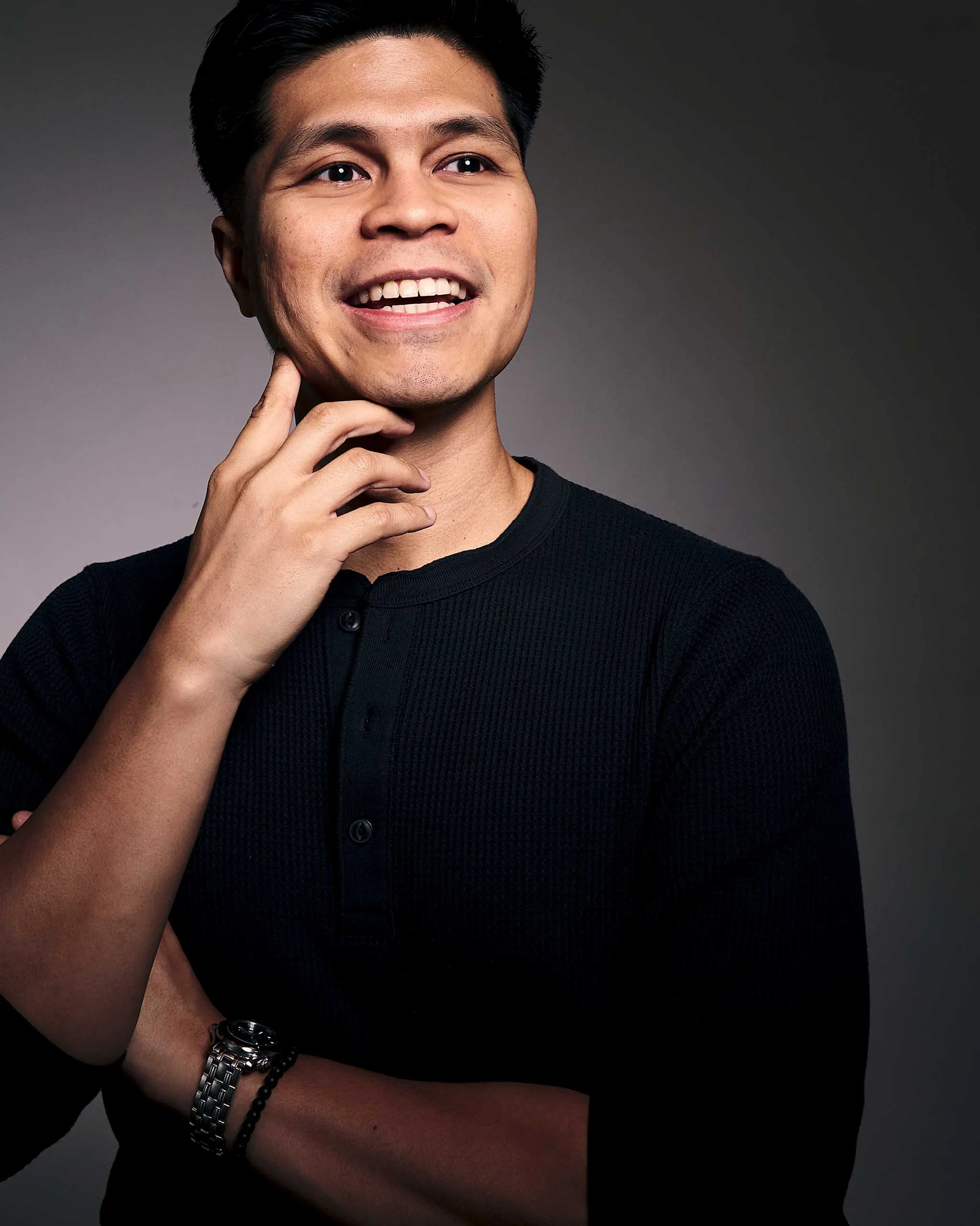 How Victor Anastacio Turns Social Tension into Comedy